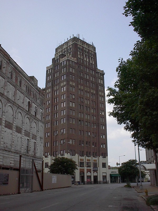 Meridian's New Threefoot Hotel • Deep Fried Kudzu